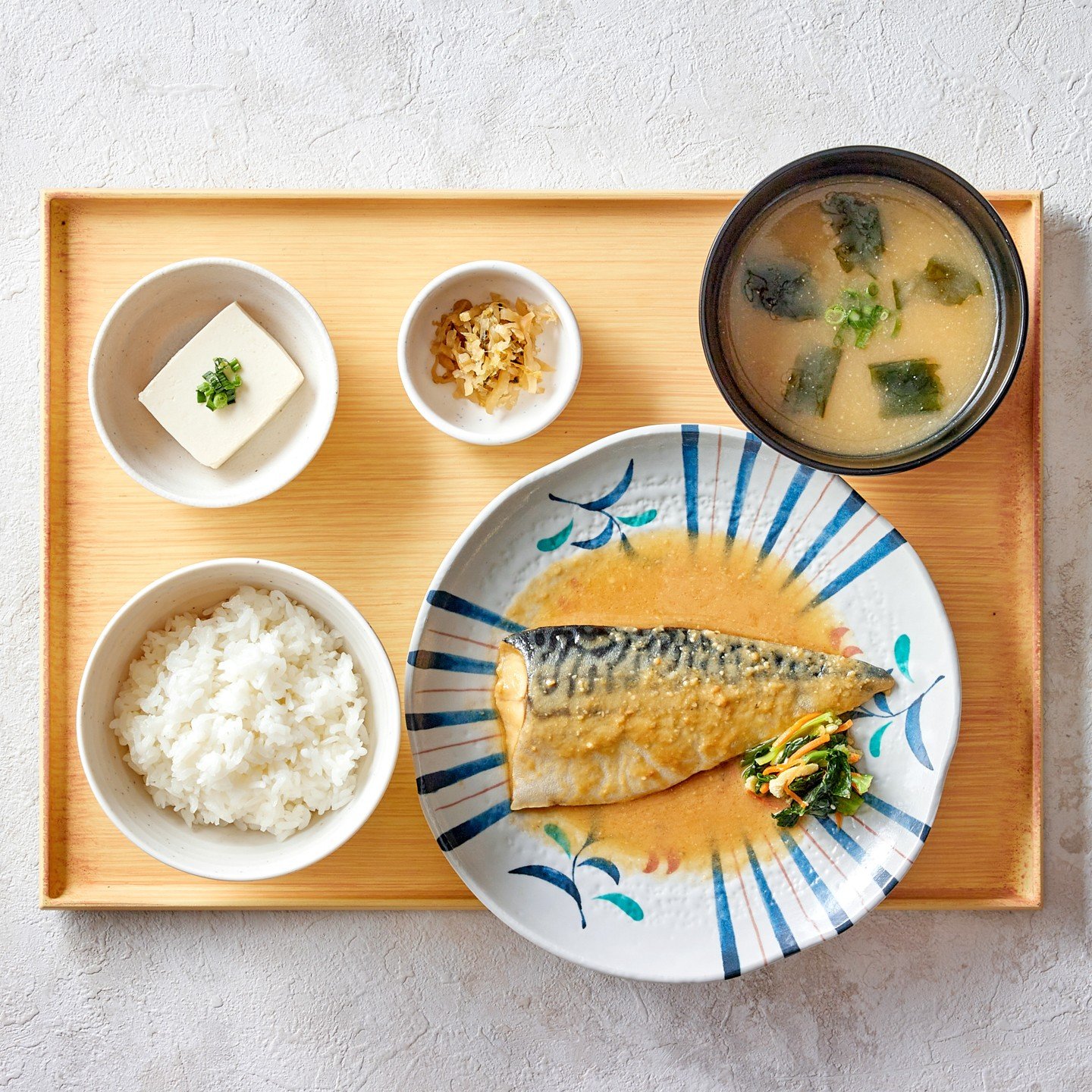 ごはんが止まらない"サバの味噌煮定食"🍚｜ブログ｜やよい軒